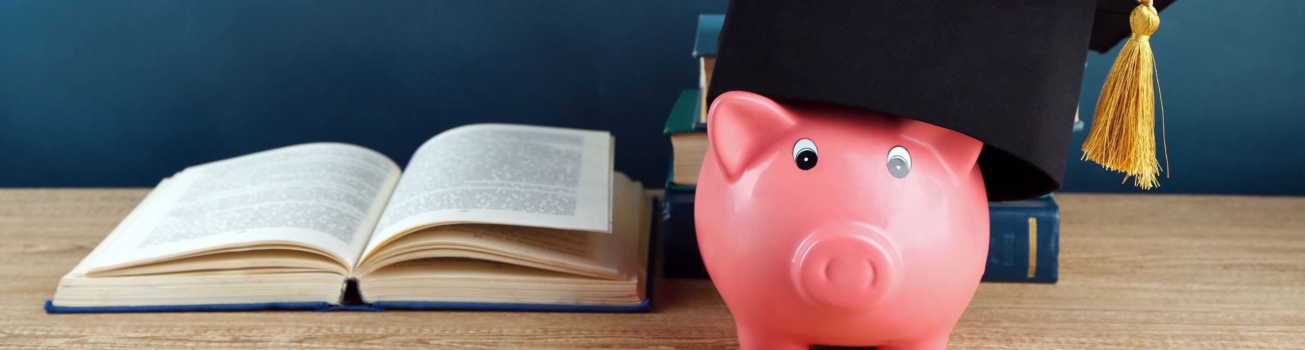 7 Essential Banking Tips for New Grads | Minster Bank